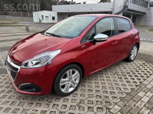 Sarkans Peugeot 208 2017 Rīga, ar dzinēja tilpumu 1.20 L un nobraukumu 126 tūkst. km par 4950 €, foto 9 vietnē AUTOMOTO.COM.LV