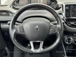 Sarkans Peugeot 208 2017 Tallina, ar dzinēja tilpumu 1.60 L un nobraukumu 78 tūkst. km par 6495 €, foto 10 vietnē AUTOMOTO.COM.LV