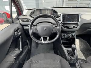 Sarkans Peugeot 208 2017 Tallina, ar dzinēja tilpumu 1.60 L un nobraukumu 78 tūkst. km par 6495 €, foto 11 vietnē AUTOMOTO.COM.LV