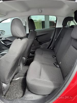 Sarkans Peugeot 208 2017 Tallina, ar dzinēja tilpumu 1.60 L un nobraukumu 78 tūkst. km par 6495 €, foto 15 vietnē AUTOMOTO.COM.LV