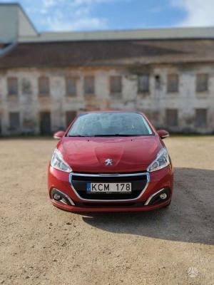 Sarkans Peugeot 208 2017 Viļņa, ar dzinēja tilpumu 1.56 L un nobraukumu 198 tūkst. km par 3900 €, foto 1 vietnē AUTOMOTO.COM.LV