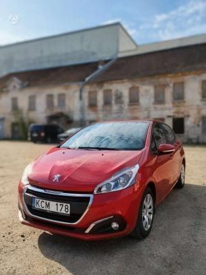 Sarkans Peugeot 208 2017 Viļņa, ar dzinēja tilpumu 1.56 L un nobraukumu 198 tūkst. km par 3900 €, foto 3 vietnē AUTOMOTO.COM.LV