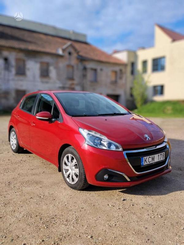 Sarkans Peugeot 208 2017 Viļņa, ar dzinēja tilpumu 1.56 L un nobraukumu 198 tūkst. km par 3900 €, foto 4 vietnē AUTOMOTO.COM.LV
