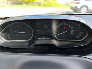 Sarkans Peugeot 208 2017 Viļņa, ar dzinēja tilpumu 1.56 L un nobraukumu 198 tūkst. km par 3900 €, foto 10 vietnē AUTOMOTO.COM.LV