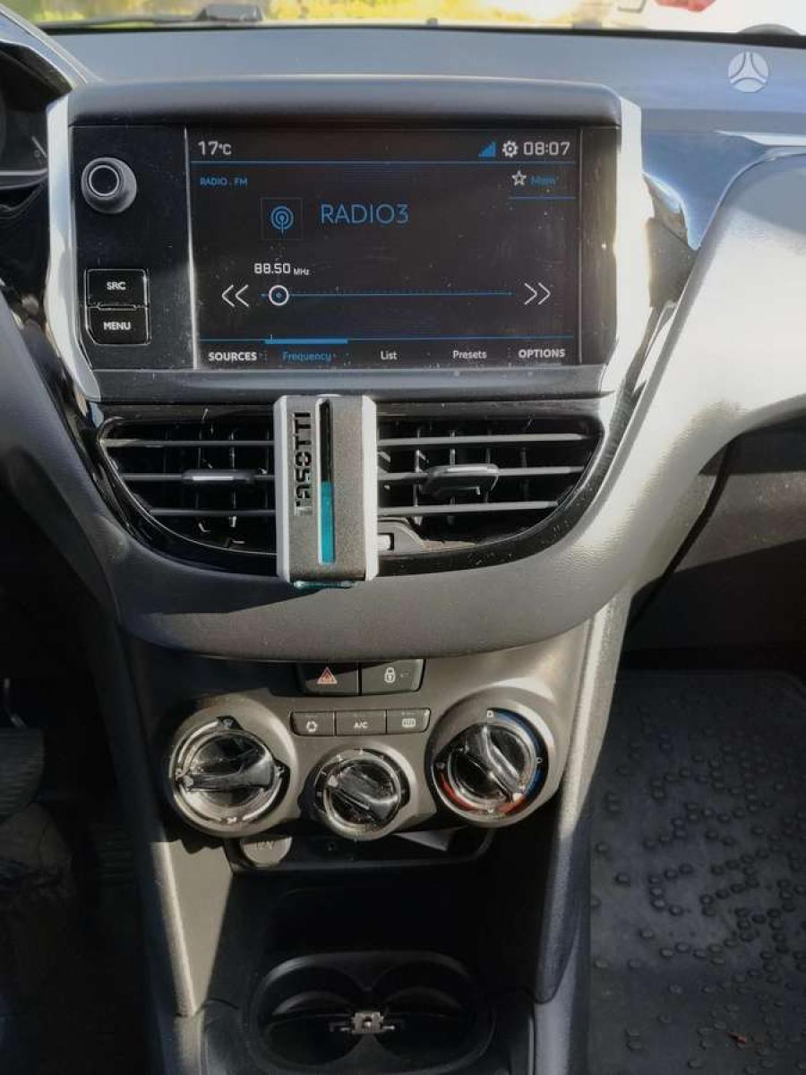 Sarkans Peugeot 208 2017 Viļņa, ar dzinēja tilpumu 1.56 L un nobraukumu 198 tūkst. km par 3900 €, foto 11 vietnē AUTOMOTO.COM.LV