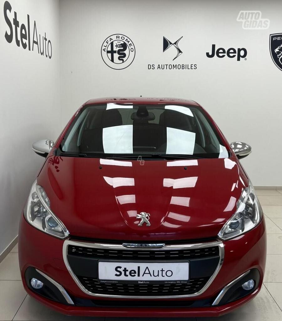 Sarkans Peugeot 208 2018 Viļņa, ar dzinēja tilpumu 1.20 L un nobraukumu 180 tūkst. km par 5500 €, foto 3 vietnē AUTOMOTO.COM.LV