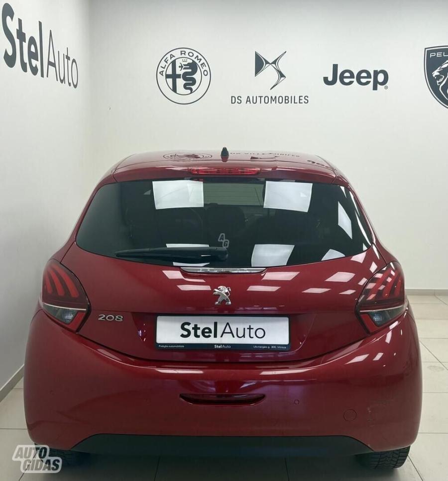 Sarkans Peugeot 208 2018 Viļņa, ar dzinēja tilpumu 1.20 L un nobraukumu 180 tūkst. km par 5500 €, foto 7 vietnē AUTOMOTO.COM.LV