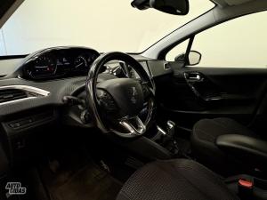 Sarkans Peugeot 208 2018 Viļņa, ar dzinēja tilpumu 1.20 L un nobraukumu 180 tūkst. km par 5500 €, foto 11 vietnē AUTOMOTO.COM.LV