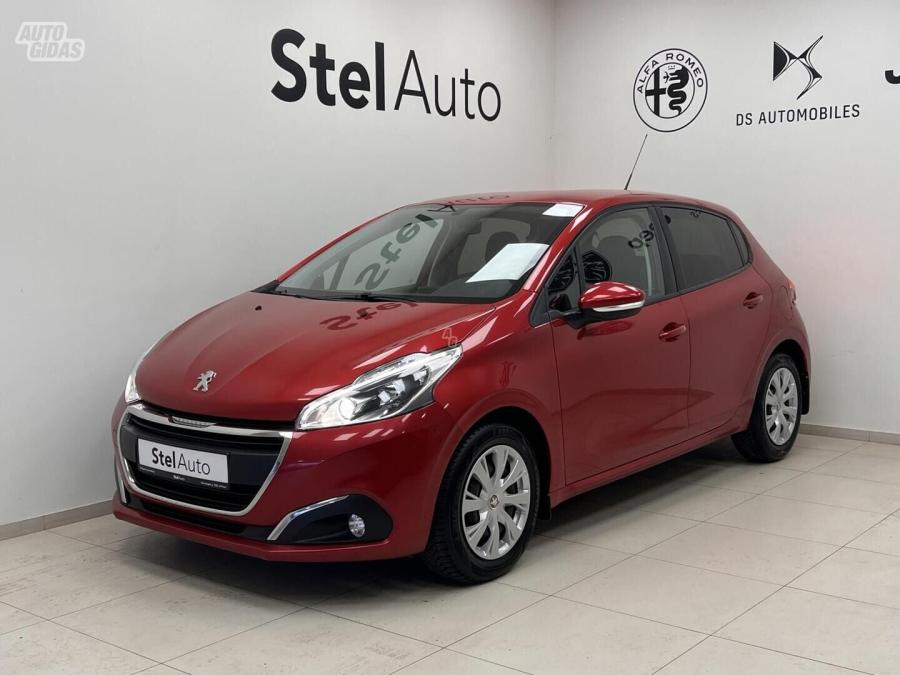 Red Peugeot 208 2019 in Vilnius, with an engine capacity of 1.50 L and mileage of 116 thousand km for 7000 €, photo 1 on AUTOMOTO.COM.LV