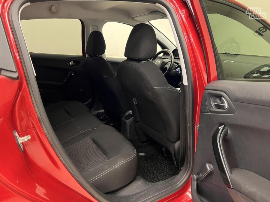 Red Peugeot 208 2019 in Vilnius, with an engine capacity of 1.50 L and mileage of 116 thousand km for 7000 €, photo 22 on AUTOMOTO.COM.LV