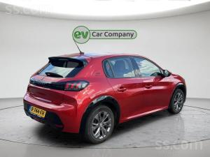 Sarkans Peugeot 208 2020 Limbaži, ar dzinēja tilpumu 1.20 L un nobraukumu 95 tūkst. km par 15945 €, foto 4 vietnē AUTOMOTO.COM.LV