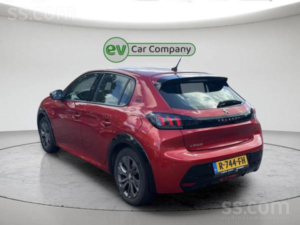 Sarkans Peugeot 208 2020 Limbaži, ar dzinēja tilpumu 1.20 L un nobraukumu 95 tūkst. km par 15945 €, foto 5 vietnē AUTOMOTO.COM.LV