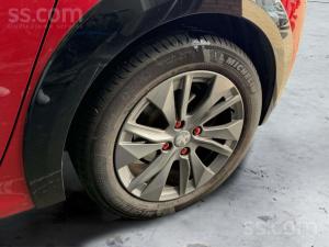 Sarkans Peugeot 208 2020 Limbaži, ar dzinēja tilpumu 1.20 L un nobraukumu 95 tūkst. km par 15945 €, foto 24 vietnē AUTOMOTO.COM.LV