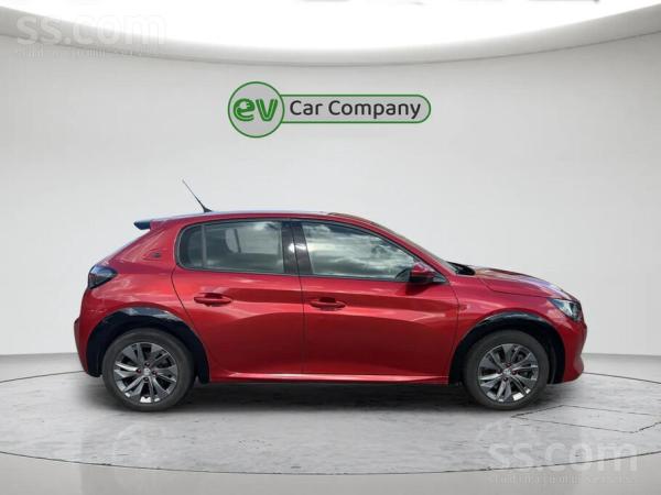 Red Peugeot 208 2020 in Limbazi, with an engine capacity of 1.20 L and mileage of 95 thousand km for 15945 €, photo 9 on AUTOMOTO.COM.LV