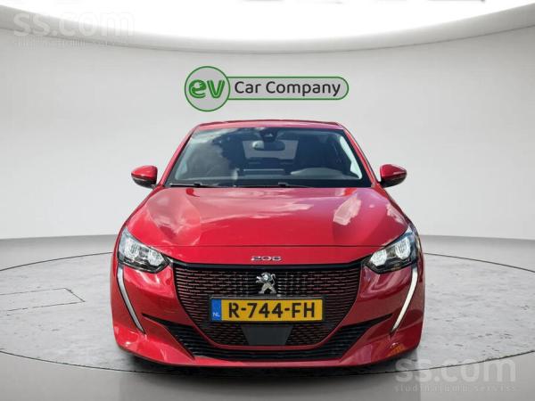 Red Peugeot 208 2020 in Limbazi, with an engine capacity of 1.20 L and mileage of 95 thousand km for 15945 €, photo 10 on AUTOMOTO.COM.LV