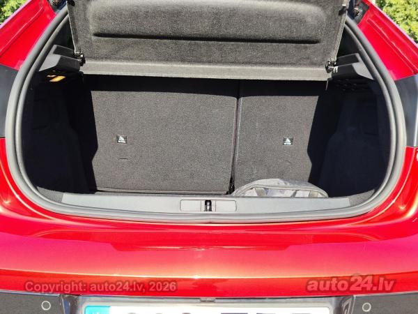Red Peugeot 208 2021 in Tallinn, with an engine capacity of 1.20 L and mileage of 62 thousand km for 13995 €, photo 10 on AUTOMOTO.COM.LV