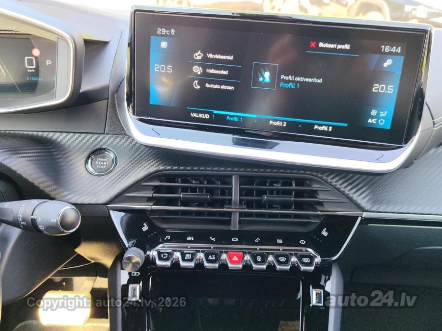 Sarkans Peugeot 208 2021 Tallina, ar dzinēja tilpumu 1.20 L un nobraukumu 62 tūkst. km par 13995 €, foto 15 vietnē AUTOMOTO.COM.LV