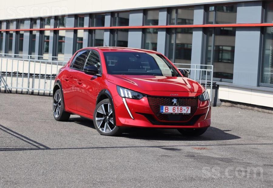 Red Peugeot 208 2021 in Riga, with an engine capacity of 0.00 L and mileage of 22 thousand km for 17280 €, photo 1 on AUTOMOTO.COM.LV