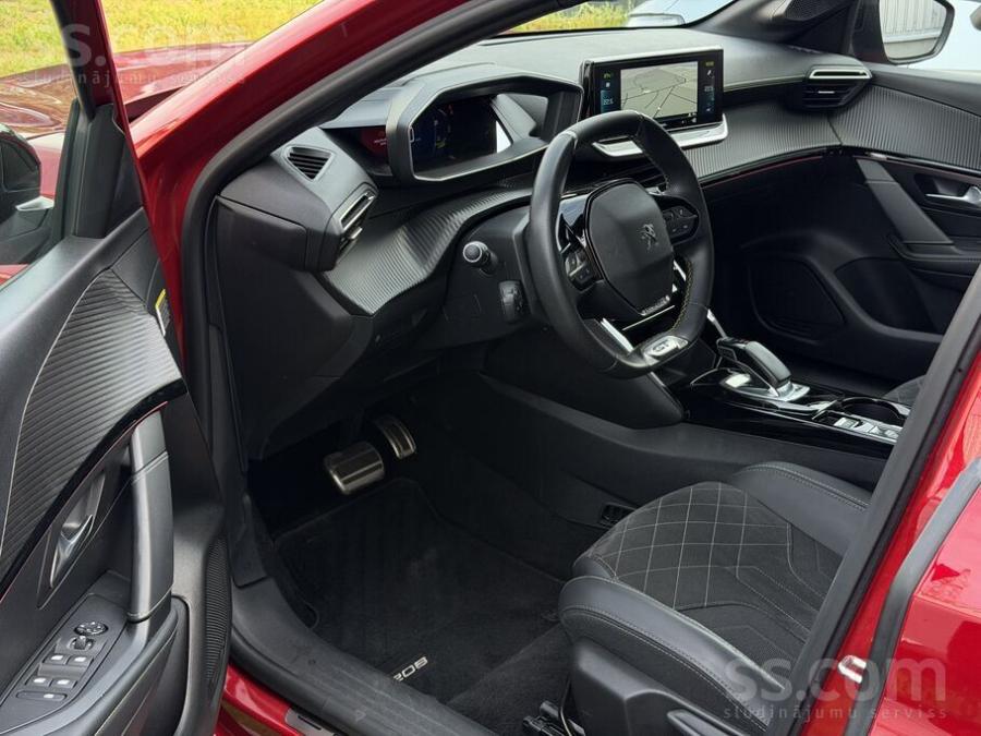 Red Peugeot 208 2021 in Riga, with an engine capacity of 0.00 L and mileage of 22 thousand km for 17280 €, photo 8 on AUTOMOTO.COM.LV