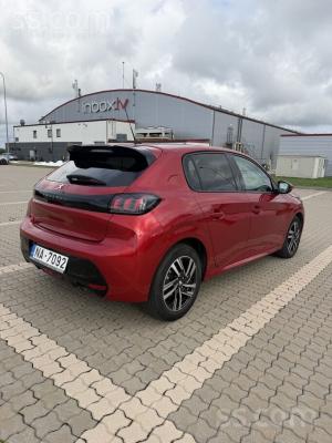 Red Peugeot 208 2021 in Riga, with an engine capacity of 1.20 L and mileage of 85 thousand km for 10250 €, photo 5 on AUTOMOTO.COM.LV