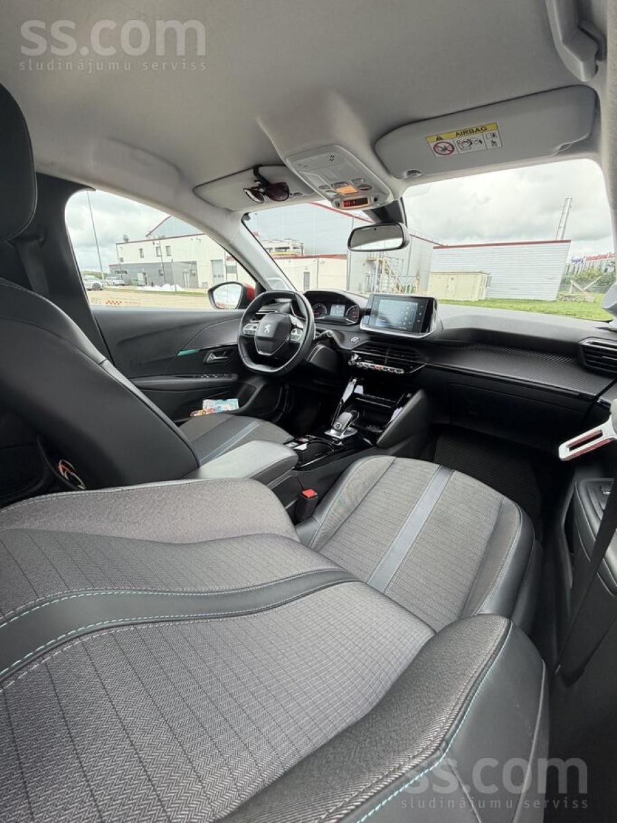 Red Peugeot 208 2021 in Riga, with an engine capacity of 1.20 L and mileage of 85 thousand km for 10250 €, photo 17 on AUTOMOTO.COM.LV