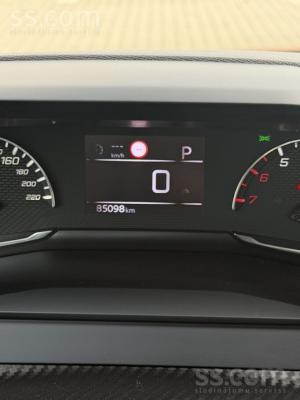 Red Peugeot 208 2021 in Riga, with an engine capacity of 1.20 L and mileage of 85 thousand km for 10250 €, photo 19 on AUTOMOTO.COM.LV