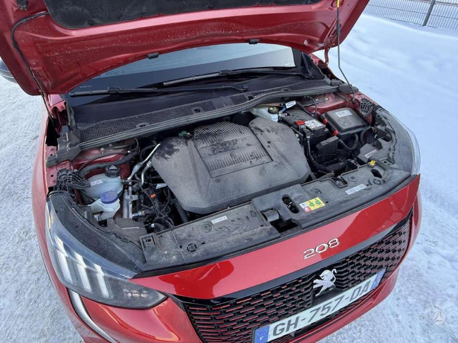Red Peugeot 208 2022 in Kaunas, with an engine capacity of 0.00 L and mileage of 38 thousand km for 14300 €, photo 20 on AUTOMOTO.COM.LV