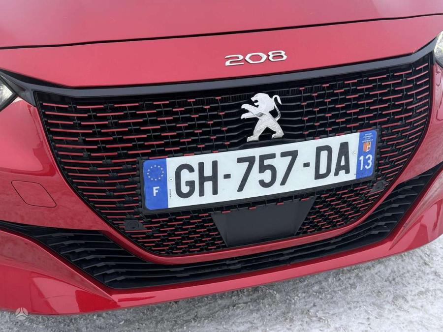 Red Peugeot 208 2022 in Kaunas, with an engine capacity of 0.00 L and mileage of 38 thousand km for 14000 €, photo 24 on AUTOMOTO.COM.LV