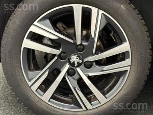 Sarkans Peugeot 208 2022 Rīga, ar dzinēja tilpumu 1.20 L un nobraukumu 105 tūkst. km par 12200 €, foto 21 vietnē AUTOMOTO.COM.LV