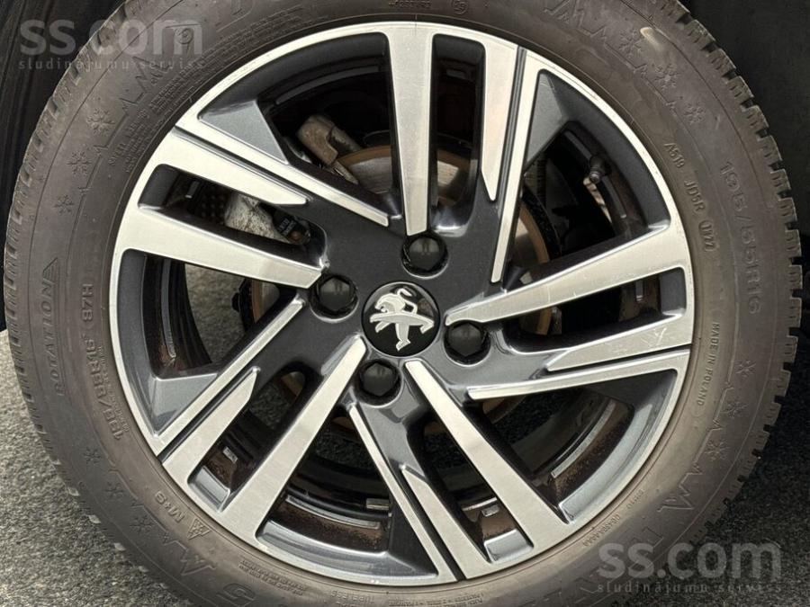 Sarkans Peugeot 208 2022 Rīga, ar dzinēja tilpumu 1.20 L un nobraukumu 105 tūkst. km par 12200 €, foto 21 vietnē AUTOMOTO.COM.LV