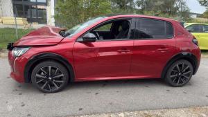 Sarkans Peugeot 208 2023 Kauņa, ar dzinēja tilpumu 0.00 L un nobraukumu 30 tūkst. km par 9600 €, foto 4 vietnē AUTOMOTO.COM.LV