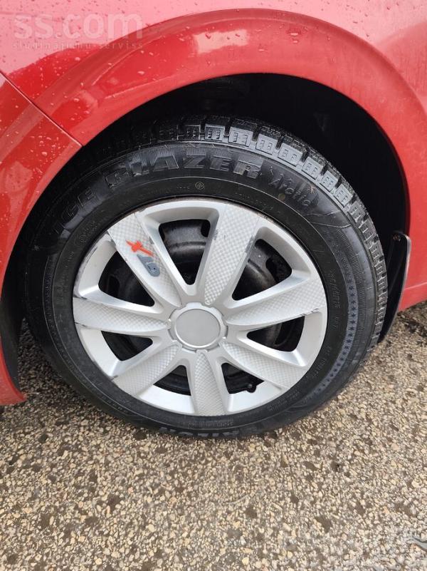 Red Peugeot 208 2015 in Jurmala, with an engine capacity of 1.20 L and mileage of 272 thousand km for 2700 €, photo 8 on AUTOMOTO.COM.LV