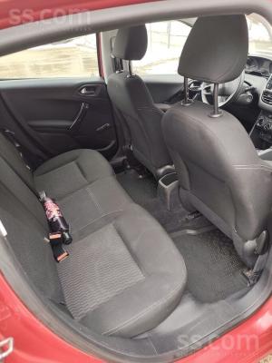 Red Peugeot 208 2015 in Jurmala, with an engine capacity of 1.20 L and mileage of 272 thousand km for 2700 €, photo 12 on AUTOMOTO.COM.LV