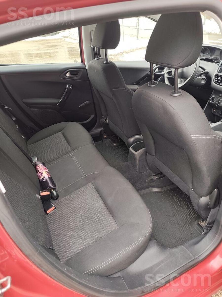 Red Peugeot 208 2015 in Jurmala, with an engine capacity of 1.20 L and mileage of 272 thousand km for 2700 €, photo 12 on AUTOMOTO.COM.LV