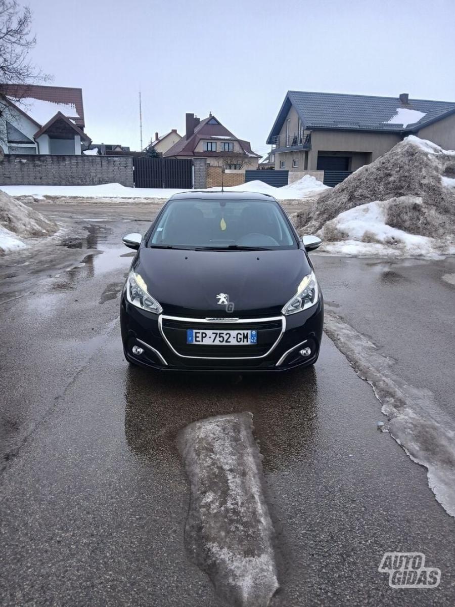 Violets Peugeot 208 2017 Tauragė, ar dzinēja tilpumu 1.20 L un nobraukumu 195 tūkst. km par 3750 €, foto 1 vietnē AUTOMOTO.COM.LV