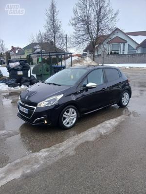 Violets Peugeot 208 2017 Tauragė, ar dzinēja tilpumu 1.20 L un nobraukumu 195 tūkst. km par 3750 €, foto 3 vietnē AUTOMOTO.COM.LV