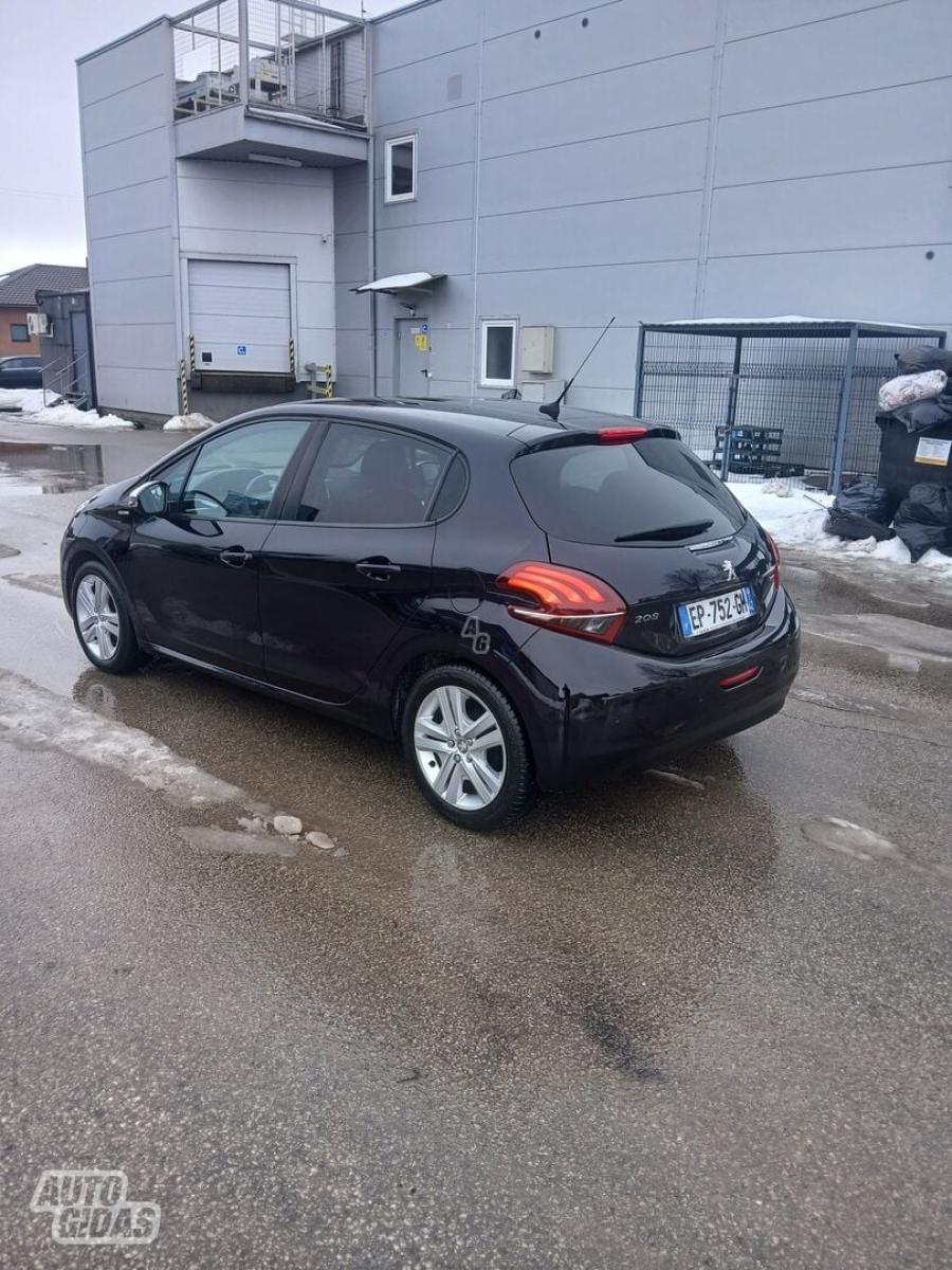 Violets Peugeot 208 2017 Tauragė, ar dzinēja tilpumu 1.20 L un nobraukumu 195 tūkst. km par 3750 €, foto 4 vietnē AUTOMOTO.COM.LV