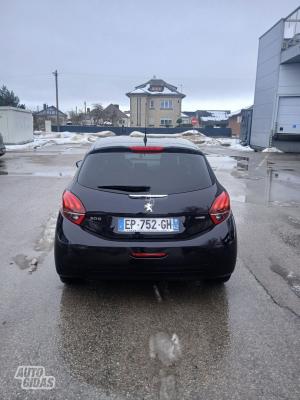 Violets Peugeot 208 2017 Tauragė, ar dzinēja tilpumu 1.20 L un nobraukumu 195 tūkst. km par 3750 €, foto 5 vietnē AUTOMOTO.COM.LV