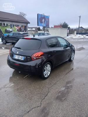 Violets Peugeot 208 2017 Tauragė, ar dzinēja tilpumu 1.20 L un nobraukumu 195 tūkst. km par 3750 €, foto 7 vietnē AUTOMOTO.COM.LV
