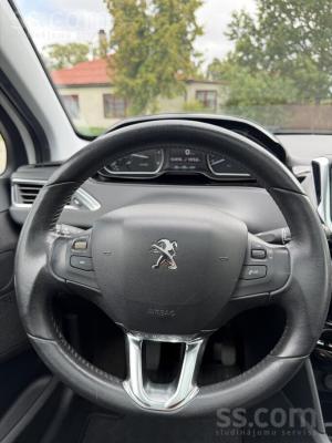 Balts Peugeot 208 2013 Ventspils, ar dzinēja tilpumu 1.60 L un nobraukumu 155 tūkst. km par 3990 €, foto 24 vietnē AUTOMOTO.COM.LV