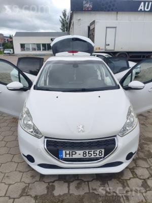White Peugeot 208 2013 in Preili, with an engine capacity of 1.60 L and mileage of 200 thousand km for 4750 €, photo  on AUTOMOTO.COM.LV