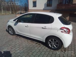 Balts Peugeot 208 2014 Rīga, ar dzinēja tilpumu 1.20 L un nobraukumu 0 tūkst. km par 3750 €, foto 8 vietnē AUTOMOTO.COM.LV