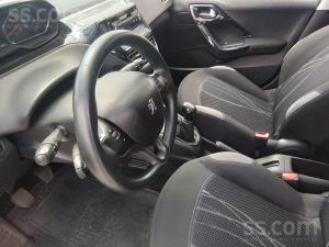 Balts Peugeot 208 2014 Rīga, ar dzinēja tilpumu 1.20 L un nobraukumu 0 tūkst. km par 3750 €, foto 10 vietnē AUTOMOTO.COM.LV
