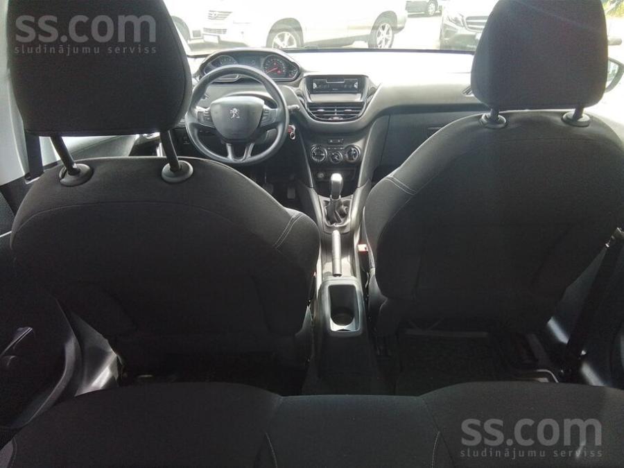 Balts Peugeot 208 2014 Rīga, ar dzinēja tilpumu 1.20 L un nobraukumu 0 tūkst. km par 3750 €, foto 12 vietnē AUTOMOTO.COM.LV