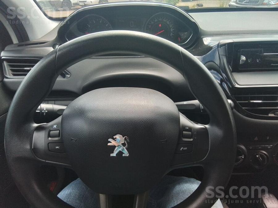 Balts Peugeot 208 2014 Rīga, ar dzinēja tilpumu 1.20 L un nobraukumu 0 tūkst. km par 3750 €, foto 15 vietnē AUTOMOTO.COM.LV
