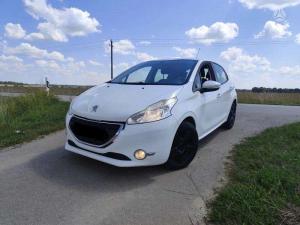 White Peugeot 208 2014 in Vilkaviskis, with an engine capacity of 1.20 L and mileage of 230 thousand km for 2850 €, photo  on AUTOMOTO.COM.LV