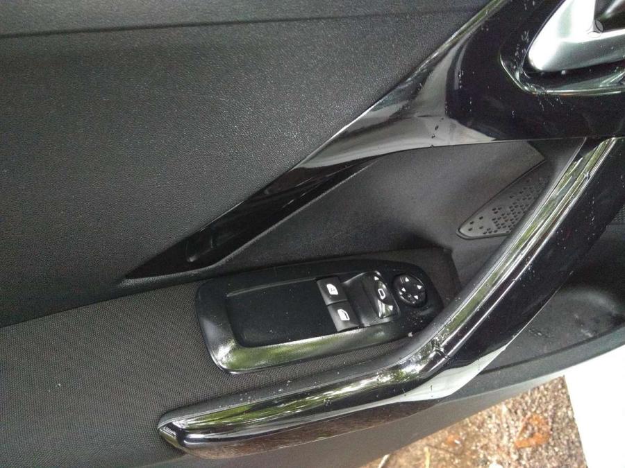 Balts Peugeot 208 2014 Vilkaviškis, ar dzinēja tilpumu 1.20 L un nobraukumu 230 tūkst. km par 2850 €, foto 12 vietnē AUTOMOTO.COM.LV