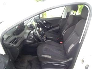 Balts Peugeot 208 2014 Vilkaviškis, ar dzinēja tilpumu 1.20 L un nobraukumu 230 tūkst. km par 2850 €, foto 13 vietnē AUTOMOTO.COM.LV