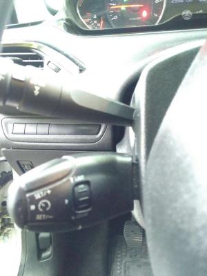 Balts Peugeot 208 2014 Vilkaviškis, ar dzinēja tilpumu 1.20 L un nobraukumu 230 tūkst. km par 2850 €, foto 19 vietnē AUTOMOTO.COM.LV