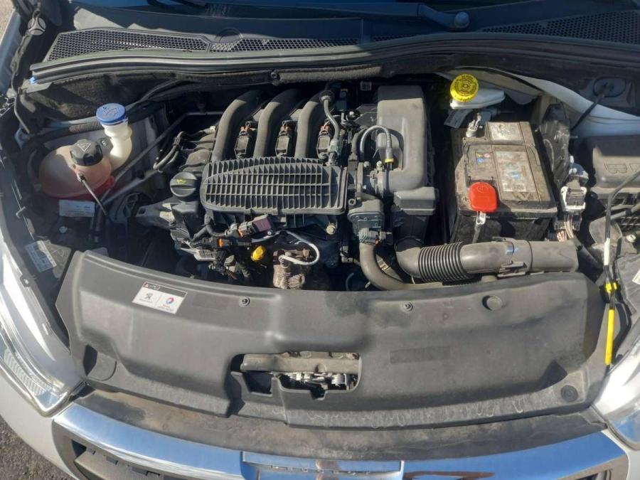 Balts Peugeot 208 2015 Panevēža, ar dzinēja tilpumu 1.20 L un nobraukumu 109 tūkst. km par 3850 €, foto 6 vietnē AUTOMOTO.COM.LV